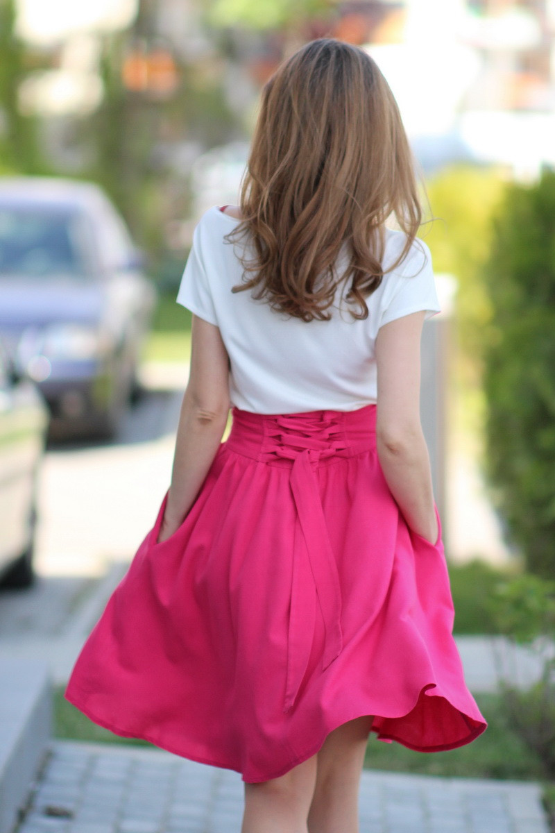 Fuste de Damă - Eleganță și Versatilitate | Joa.ro