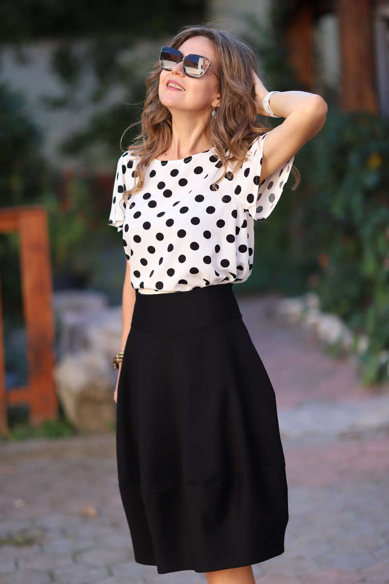 Fuste de Damă - Eleganță și Versatilitate | Joa.ro